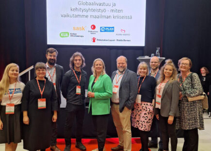 Lasten asialla SDP:n puoluekokouksessa Jyväskylässä - Pelastakaa Lapset